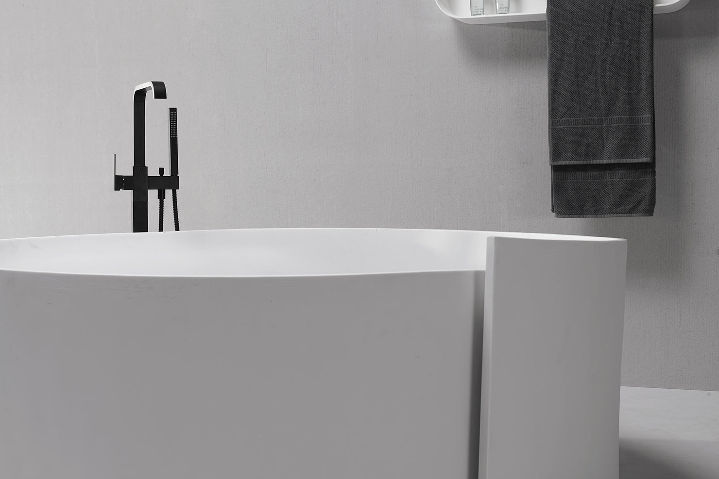 B087 1520mm Round Stone Bath tub 1520x1480x630mm – Stonebaths