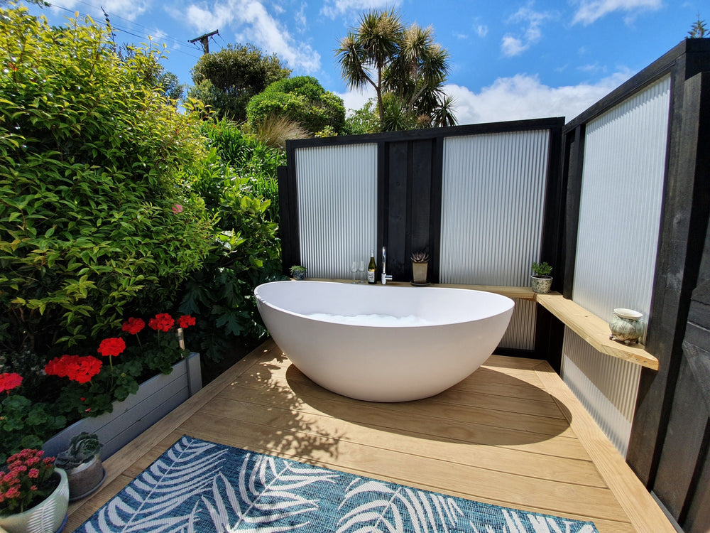 Vivienne Stone Outdoor Bath - 1800mm - ST24 – Stonebaths